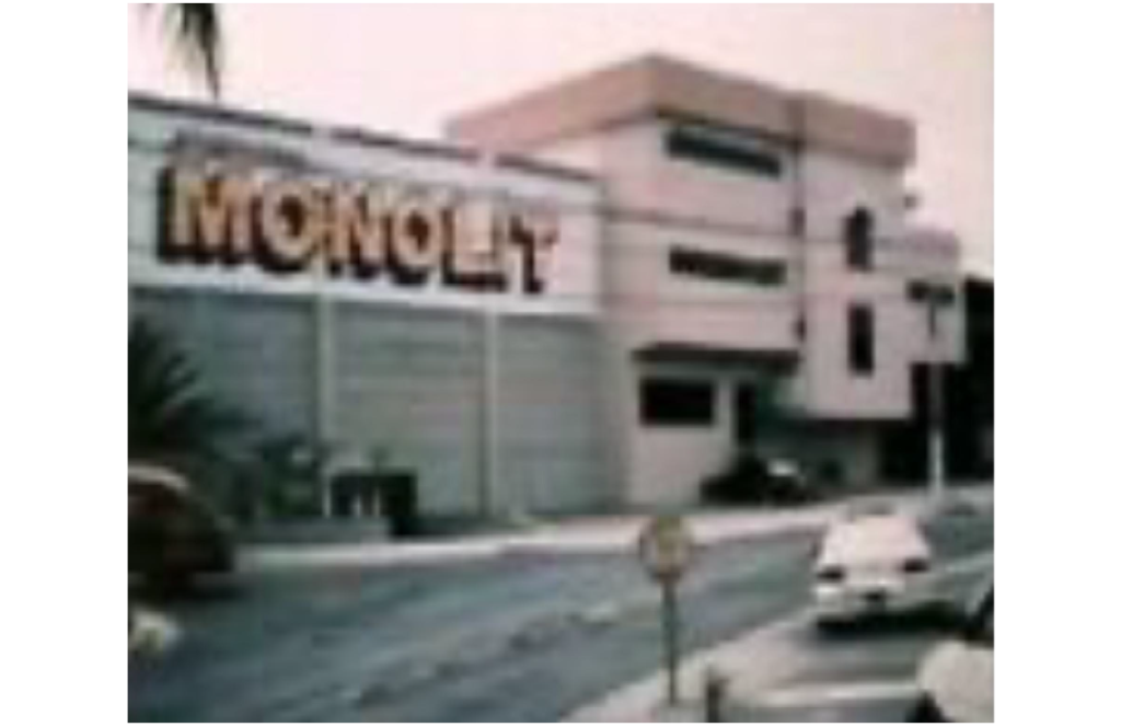 Nosotros - Monolit de Grupo PreCon